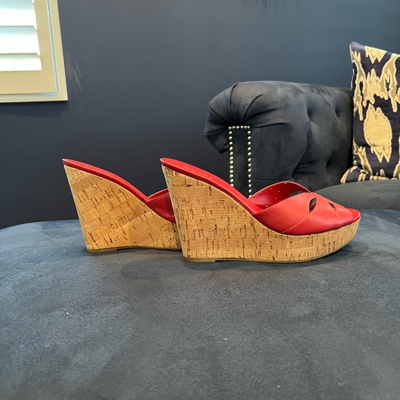 Guess | Shoes | Red Wedge Heels With A Beautiful Design On The Front ...